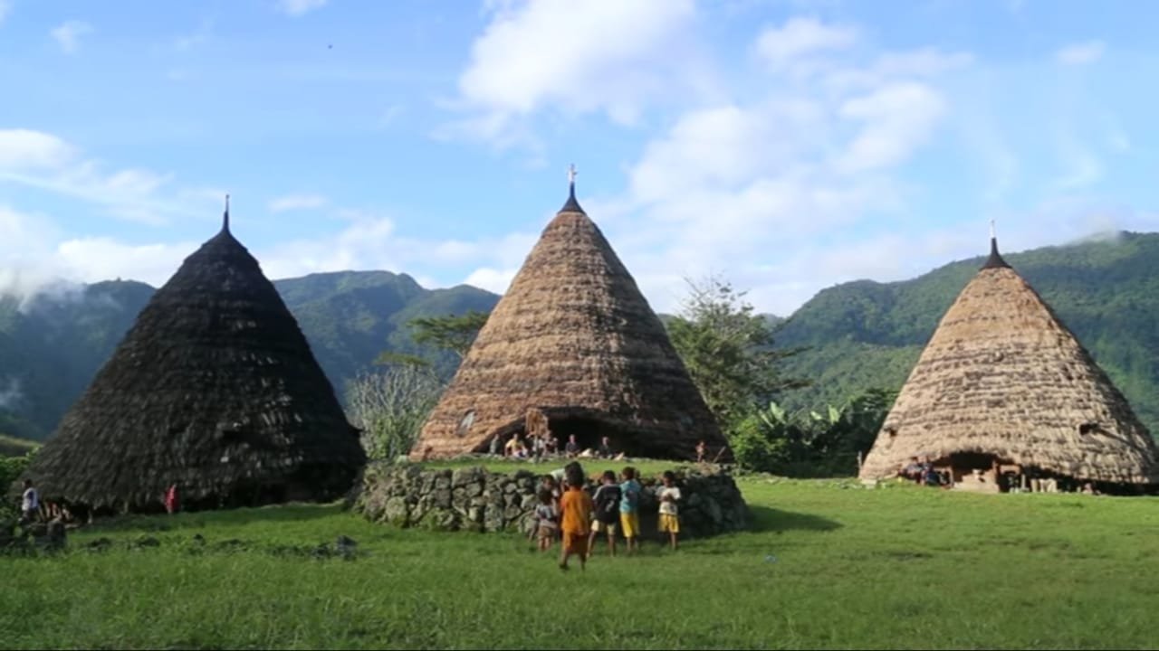 Wae Rebo Village: A Comprehensive Guide to Flores Hidden Gem